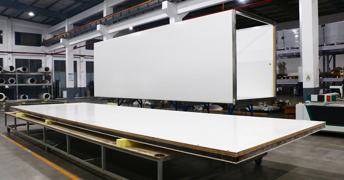 Reefer Truck Side Panels - TOPOLO-TRUCK